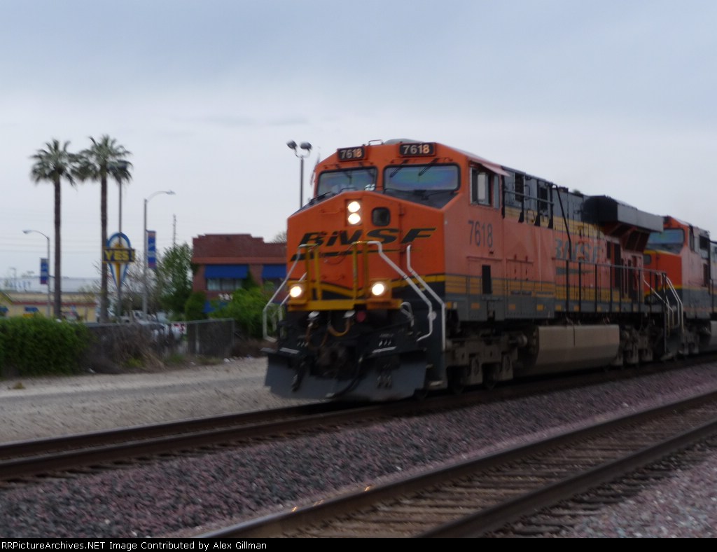 Palm Tree's and BNSF 7618